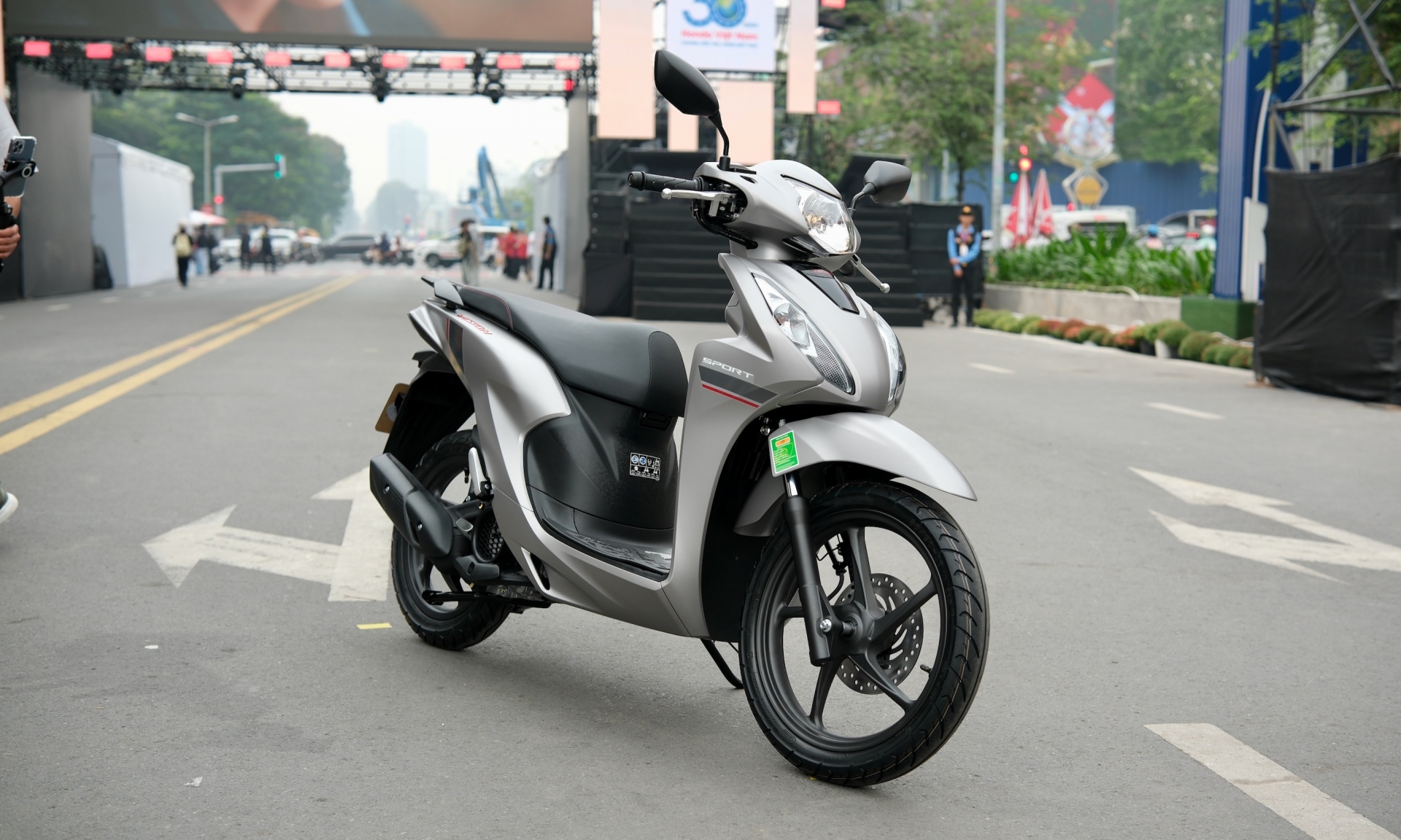 Honda Vision 2026 chính thức ra mắt: Bổ sung màu sơn mới ấn tượng, giữ ...
