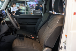 Giá xe Suzuki Jimny (11/2024) & mọi thứ cần biết | Auto5