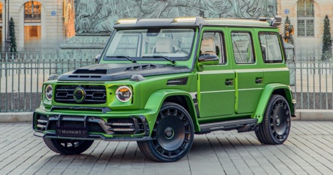 SUV chủ tịch Mercedes AMG G63 hóa ếch xanh qua bàn tay của Mansory