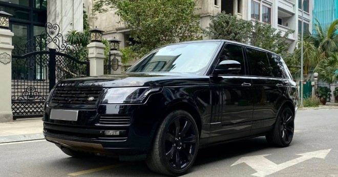 Range Rover 11 năm tuổi gây sốc: Dài như limousine, tiện nghi ‘so găng ...